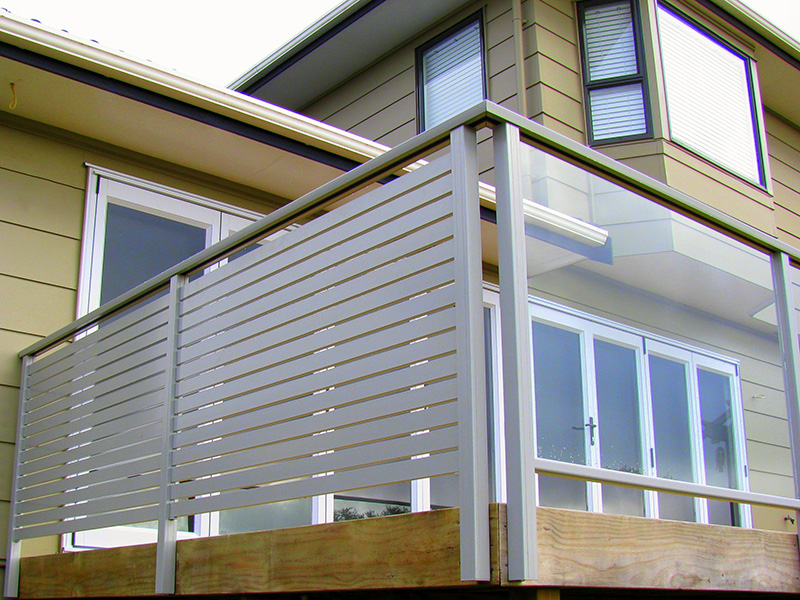 Provista Balustrades Systems - Euro Slat Privacy Fence