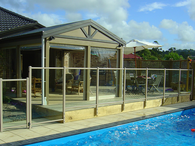 Pool Fencing - Provista Balustrades - Glass Swimming pool fencing