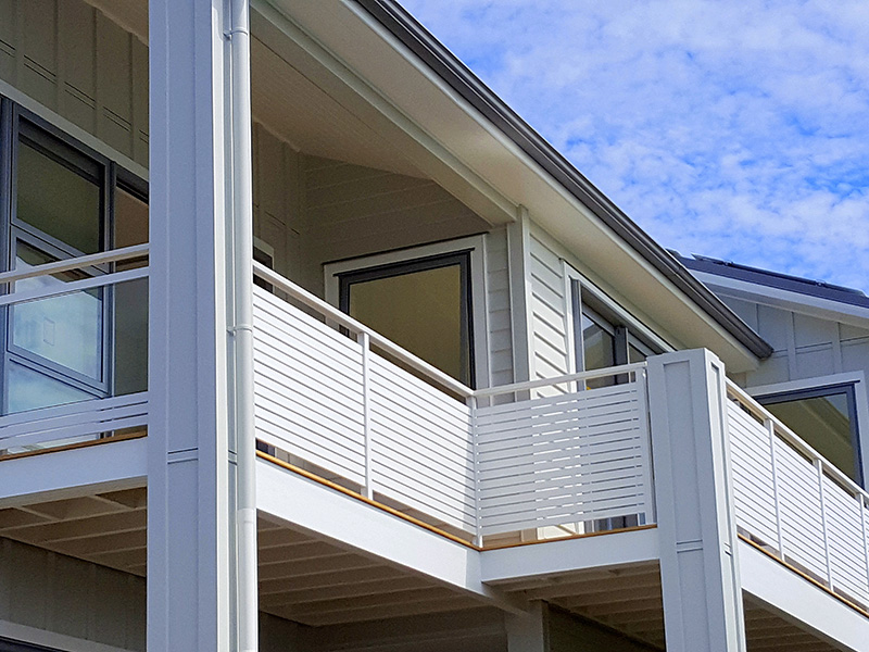 Provista Balustrades Systems - Euro Slat Privacy Fence